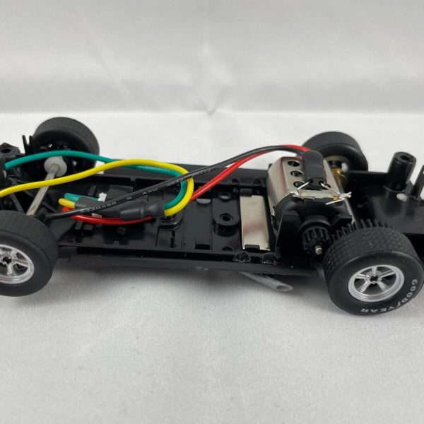 CH202223 PIONEER MUSTANG / CAMARO RTR RACE CHASSIS MAGNESIUM SILVER ...