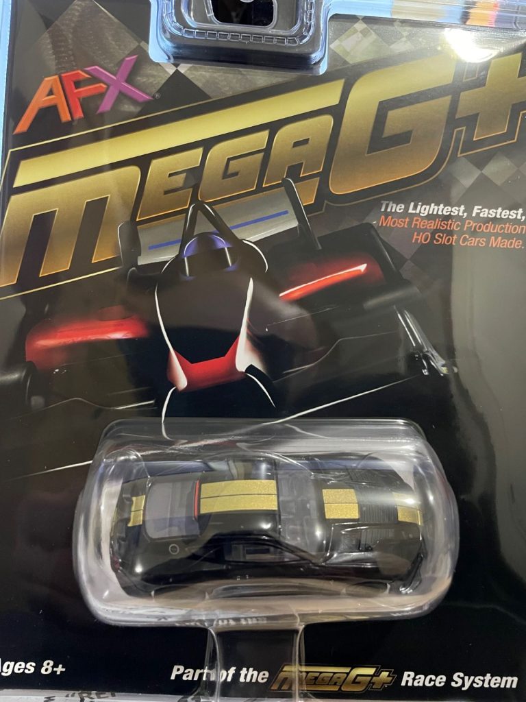22082 AFX MEGA G PLUS SHELBY MUSTANG GT500 BLACK & GOLD HO SCALE ...